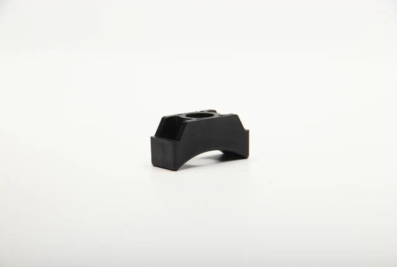 Скоба опорная стержня вилки кпп на Портер 2 - 4387349600 - Original ...