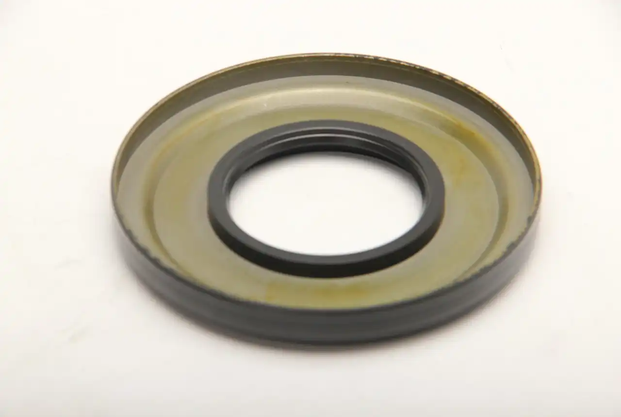 Сальник ступицы задний наружний на HD78, HD72, HD65 - 5282045210 ...