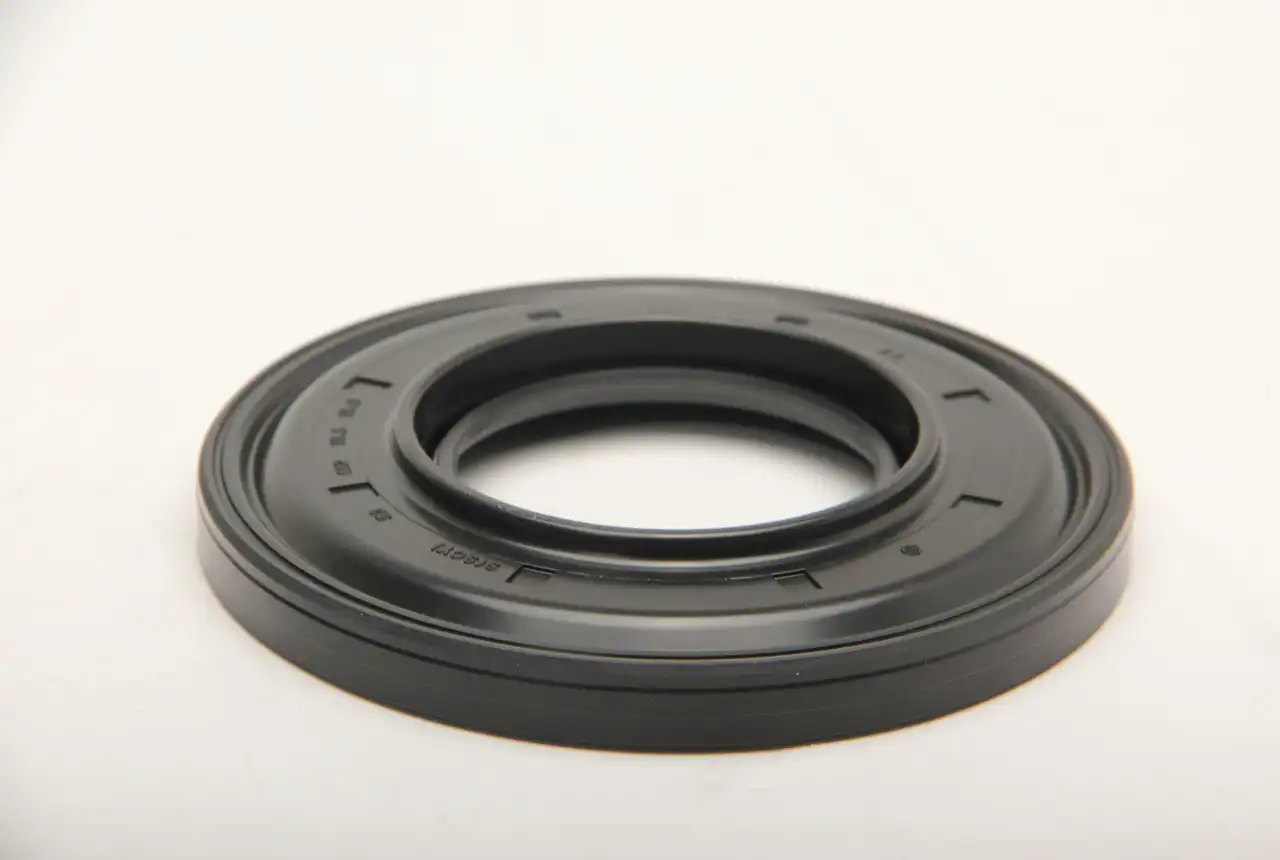 Сальник ступицы задний наружний на HD78, HD72, HD65 - 5282045210 ...